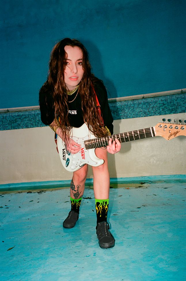 Vans Spotlight Their Old Skool Model in ‘Make Your Own Way’ - The ...